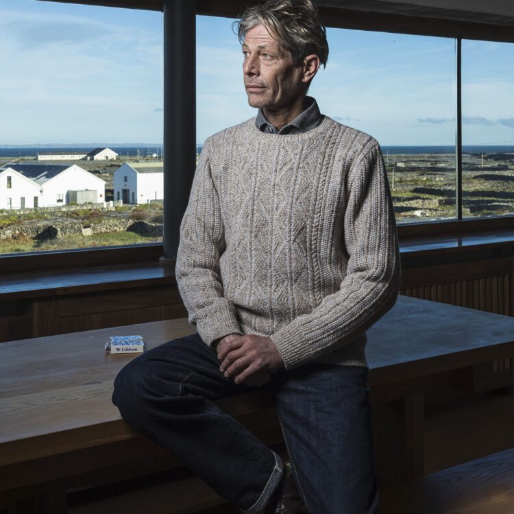 Inis Meáin Knitting Company – Blue Beach Denim